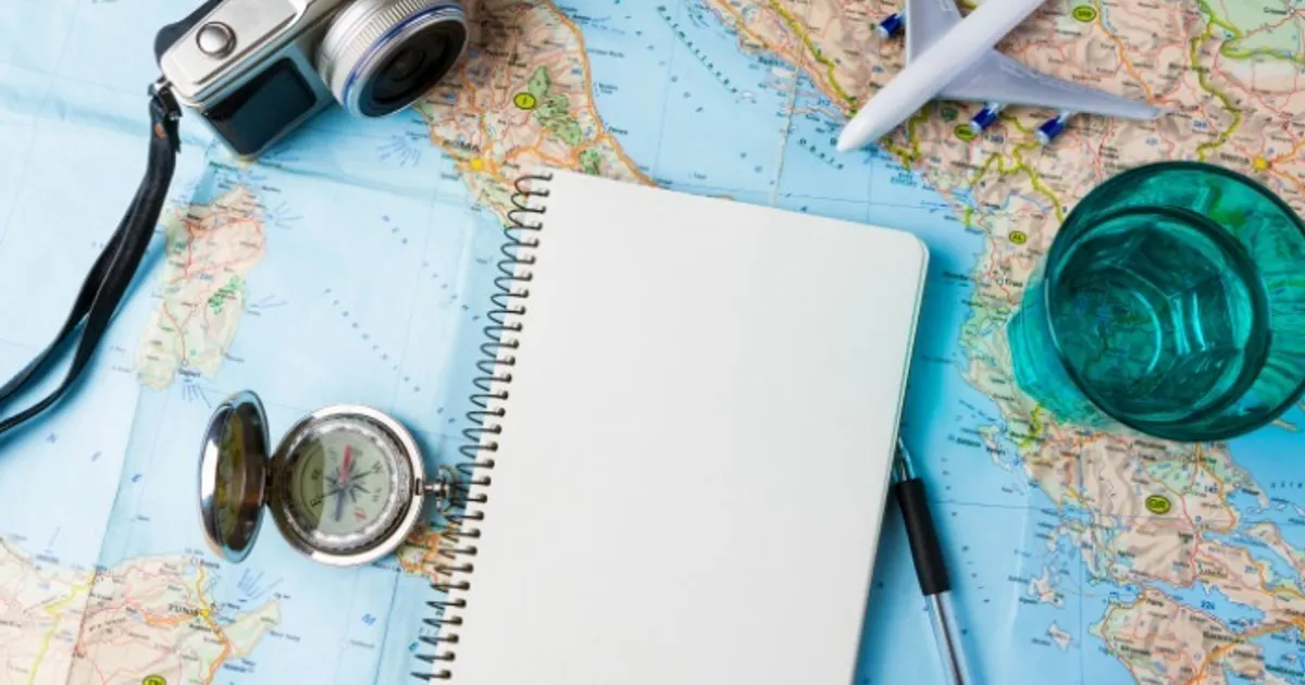 Carry On Packing List by @rizahope