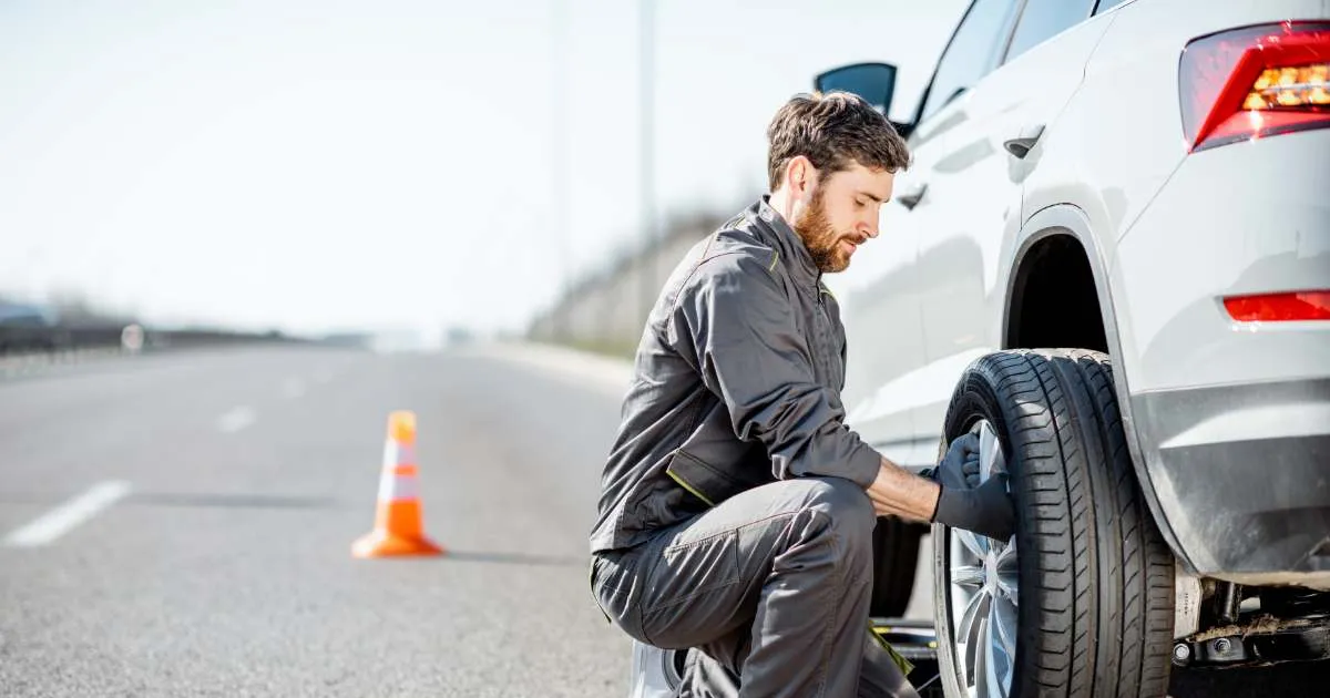 Ensure the Car’s Electrical System: | Emergency Car Breakdown Checklist: