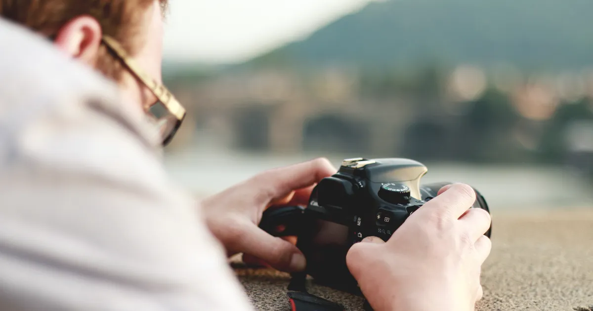 Take engagement photo | Planning your Wedding